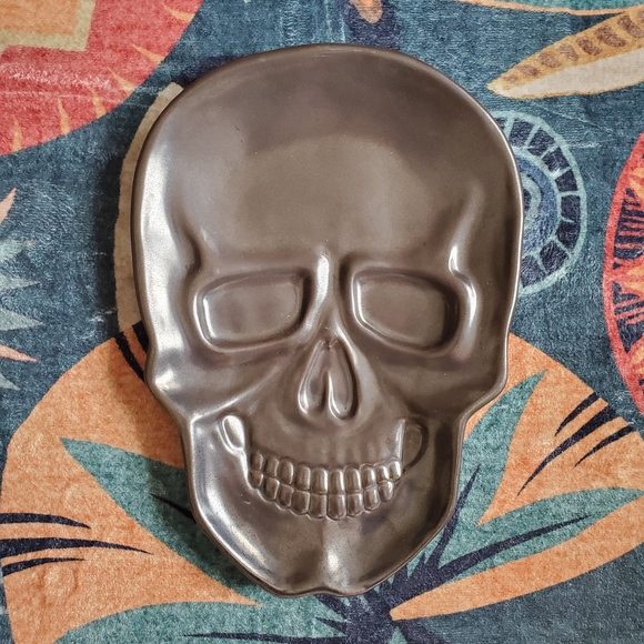 Threshold | Accents | Threshold Metallic Skull Accent Plate | Poshmark